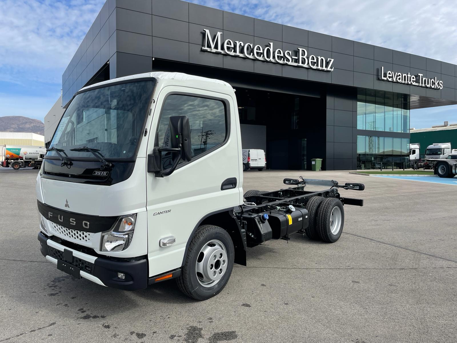 FUSO CANTER 3S13 2500 - Levante Trucks